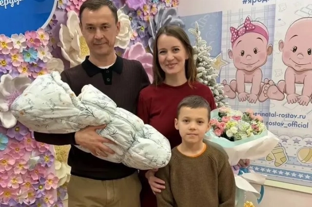 Чуть не убил иммунитет. Восемь переливаний крови спасли малыша в утробе ...